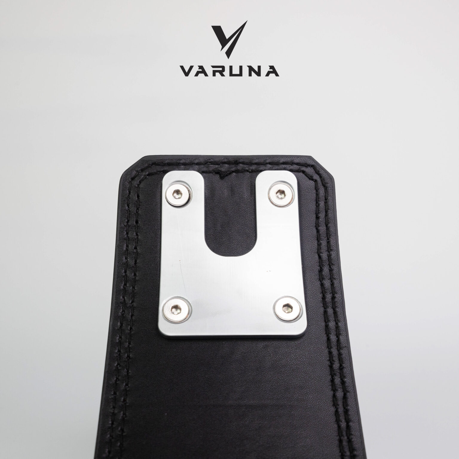 Đai cứng VARUNA Khóa Lẫy - Varuna SHOP